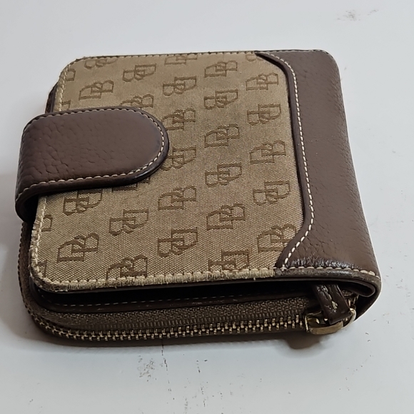 Dooney & Bourke | Bags | Dooney Bourke Light Brown Signature Canvas ...
